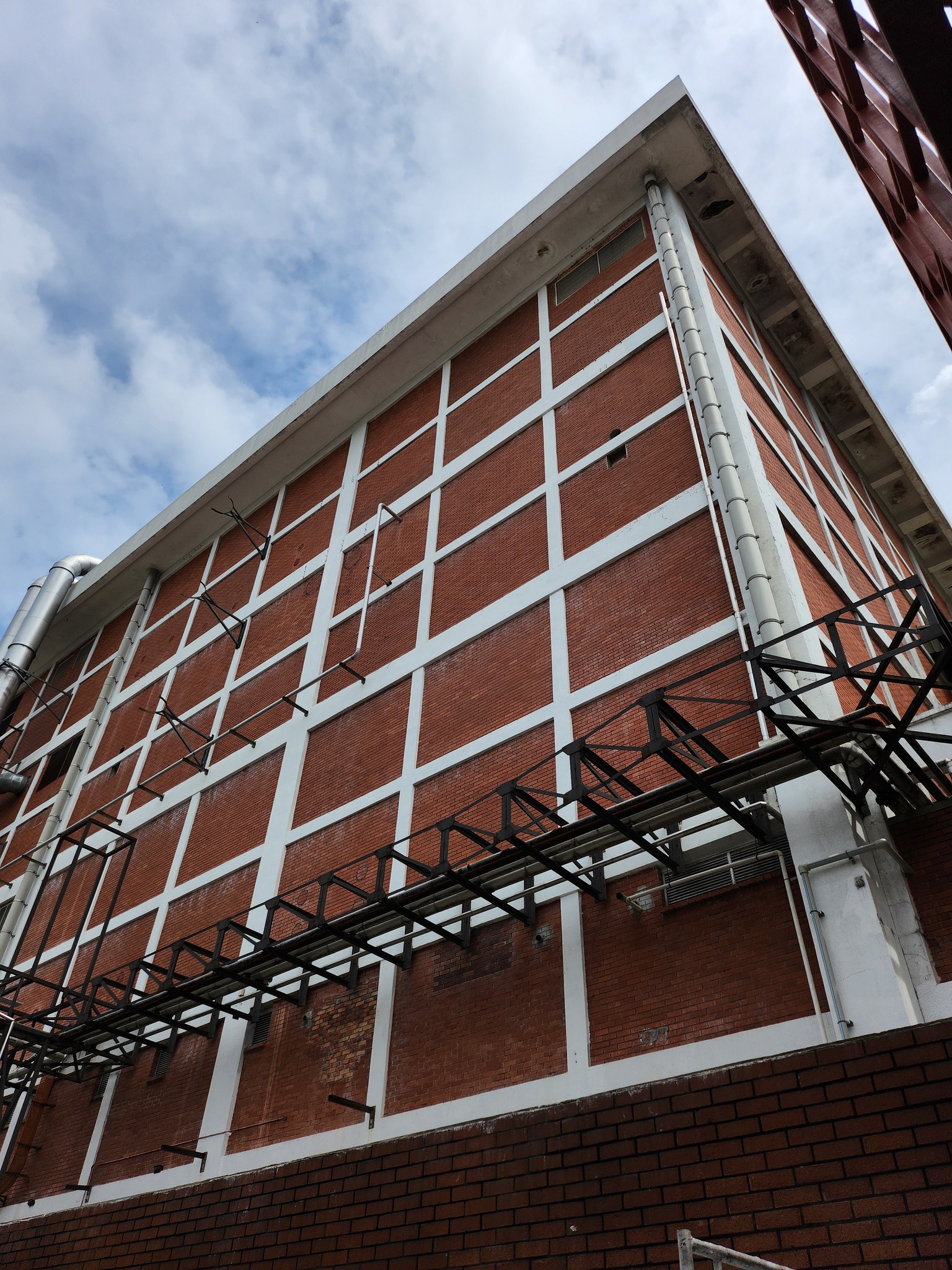 MBAM's Building consist of Precast RC Structure, Architecture ...